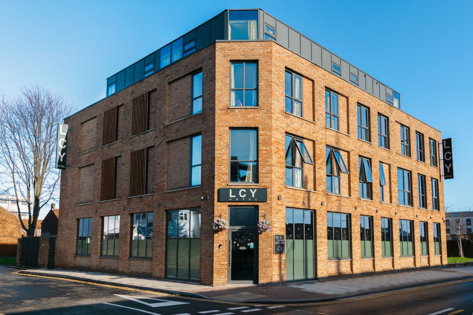 LCY Hotel - London City Airport Hotel